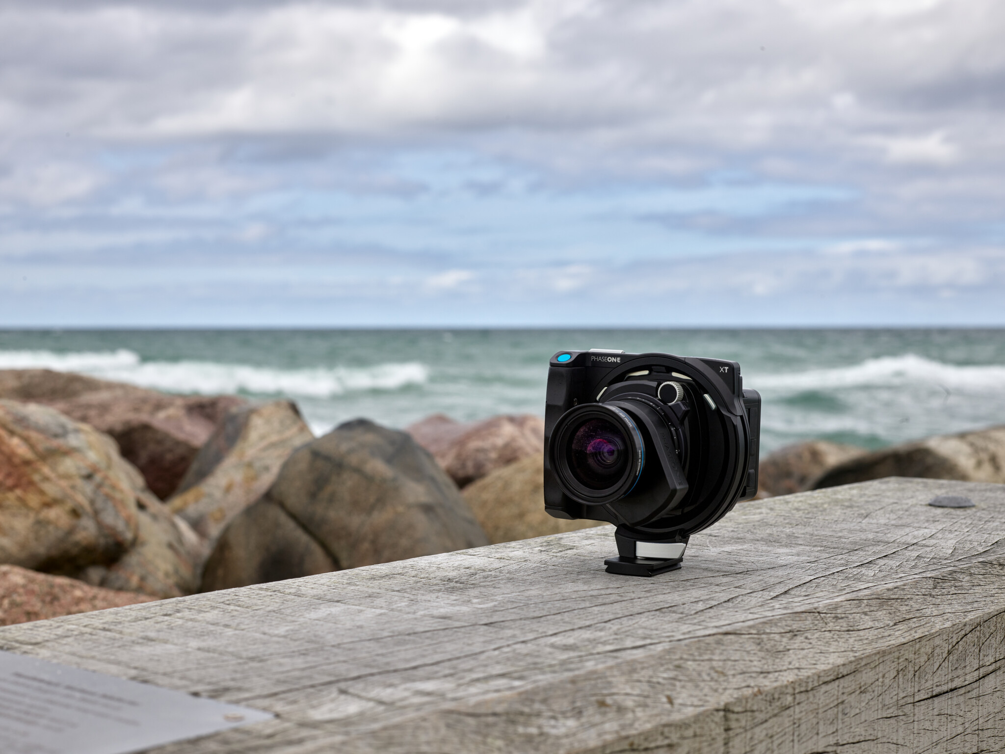 Phase One XT HR Digaron-W 40mm f/4 Tilt lens in X-Shutter